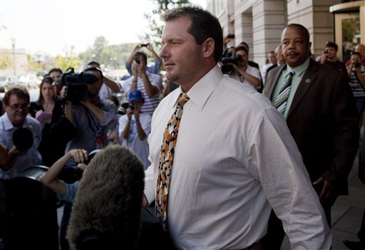 Roger Clemens pleads not guilty to charge of lying